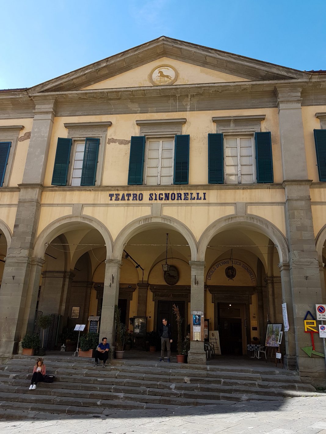 Teatro Signorelli Cortona: location elegante d'epoca: storia e ...