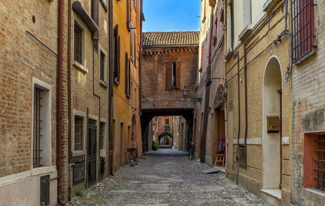 Visitare Ferrara: tour tra le bellezze del centro storico - Notizie In ...